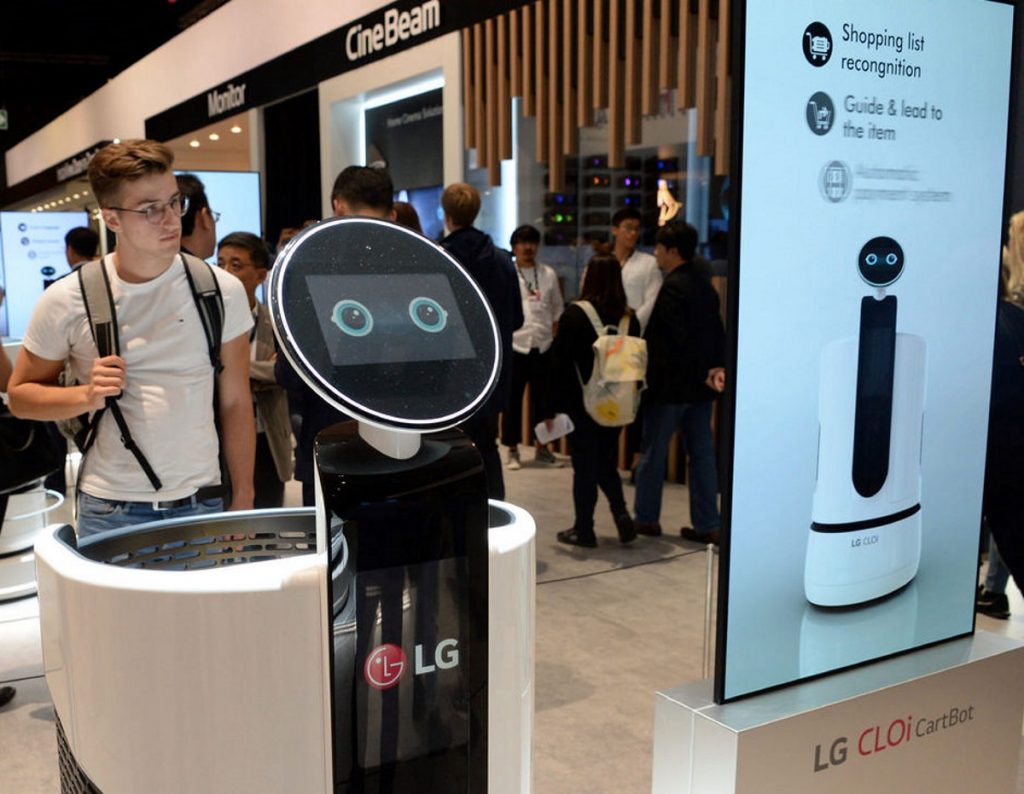 LG Kembangkan Proyek Robot Troli untuk Supermarket | Gizmologi.ID