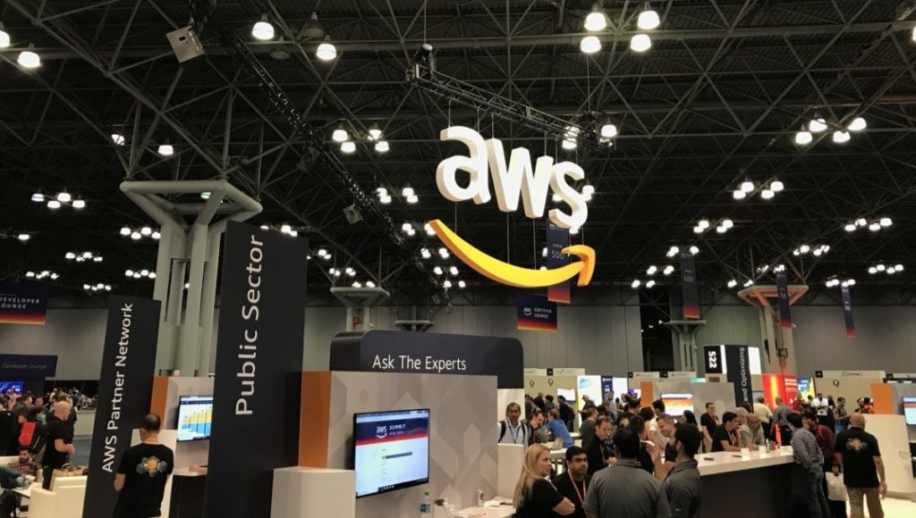 AWS Summit Singapore 2019 Wadahi Komunitas Cloud Computing di ASEAN ...