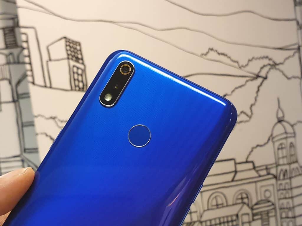 Review Realme 3 Pro: Smartphone Flagship Terjangkau untuk Anak Muda ...