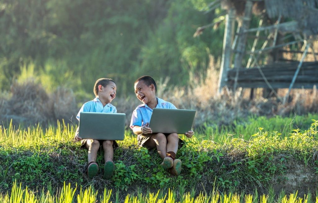 5 Important Reasons Why It Is Important for Children to Learn Coding ...