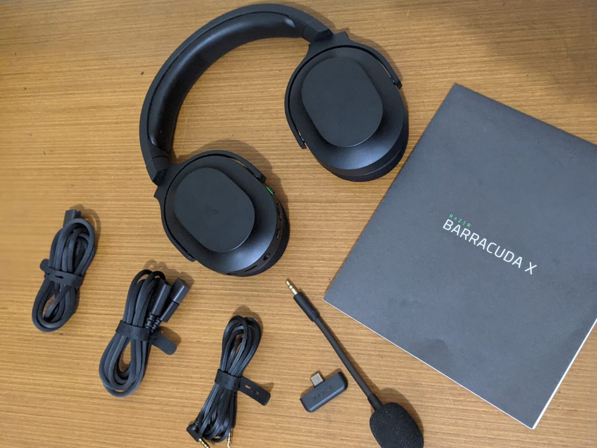 Review Razer Barracuda X: Headset Gaming Wireless Harga 1699000