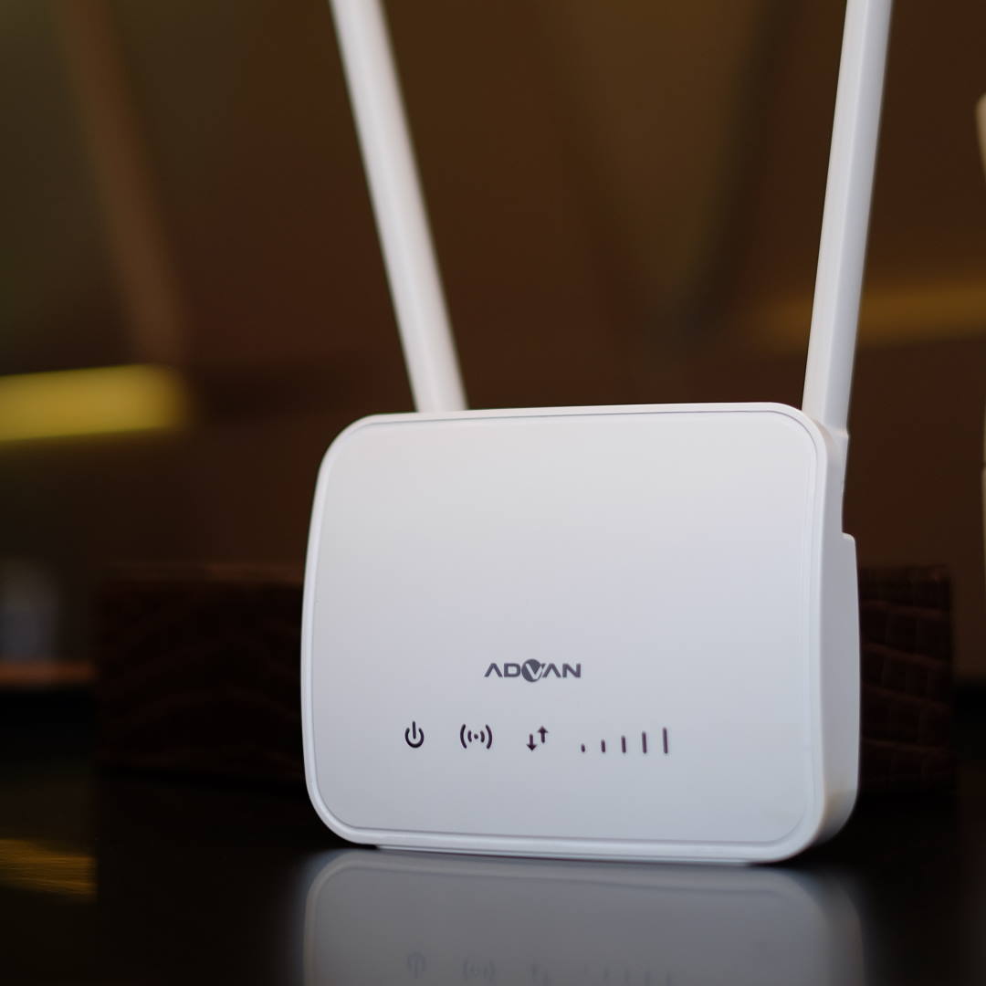 Telkomsel Orbit ADVAN CPE Hybrid Router Price Rp699 Thousand Quota 50GB