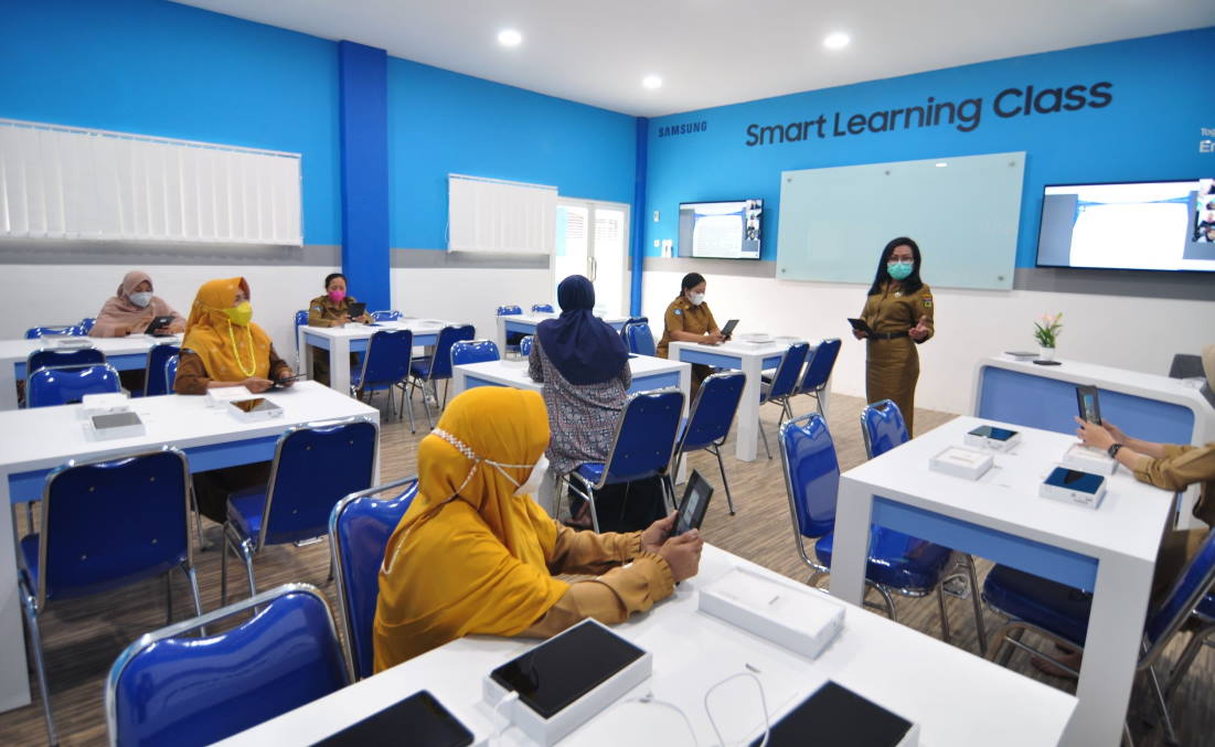 Fasilitas Samsung Smart Learning Class di Palu Dukung Pembelajaran ...