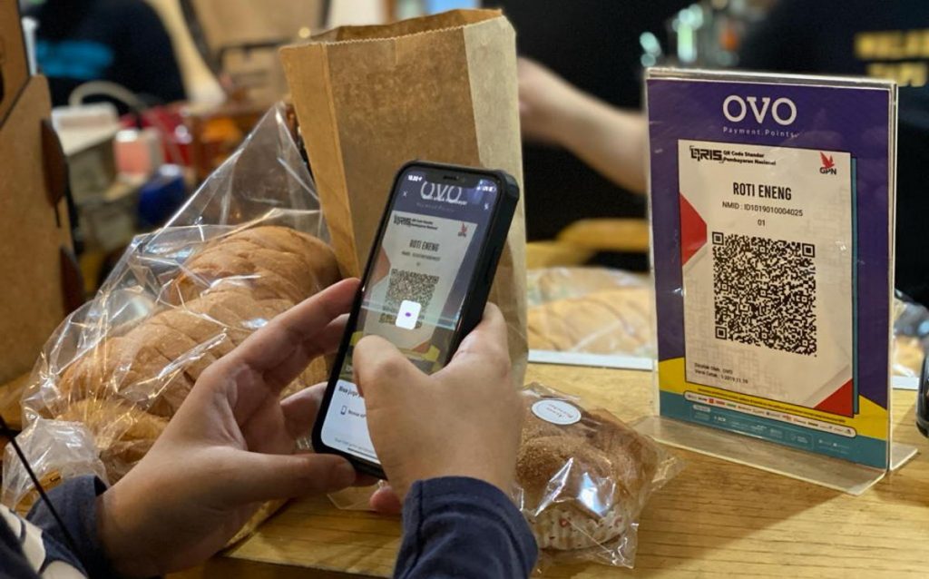 OVO Adds Tens of Thousands of Top Up Points on GrabMerchant - Gizmologi.id