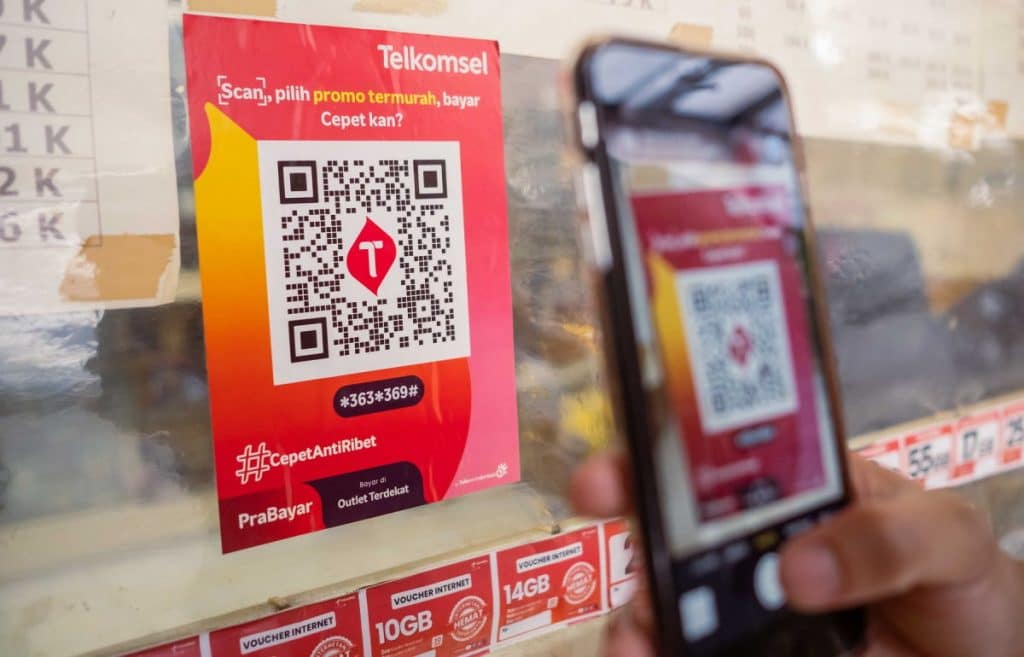 Telkomsel Prepaid Customers Can Now Buy Data Packages by Scanning QR ...