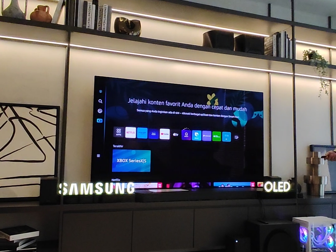 5 Features That Make the Latest Samsung OLED TV Even More 'Wow ...
