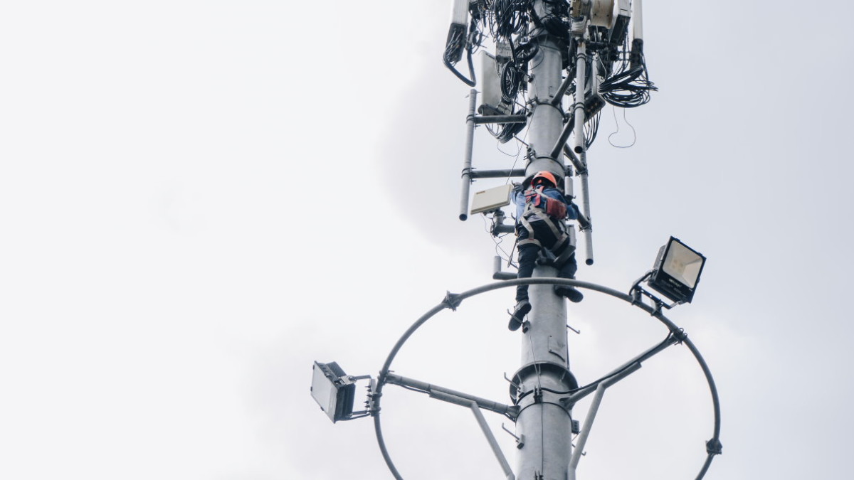 OpenSignal Ungkap Performa Jaringan Tri Unggul di Juni 2024 - Gizmologi.id