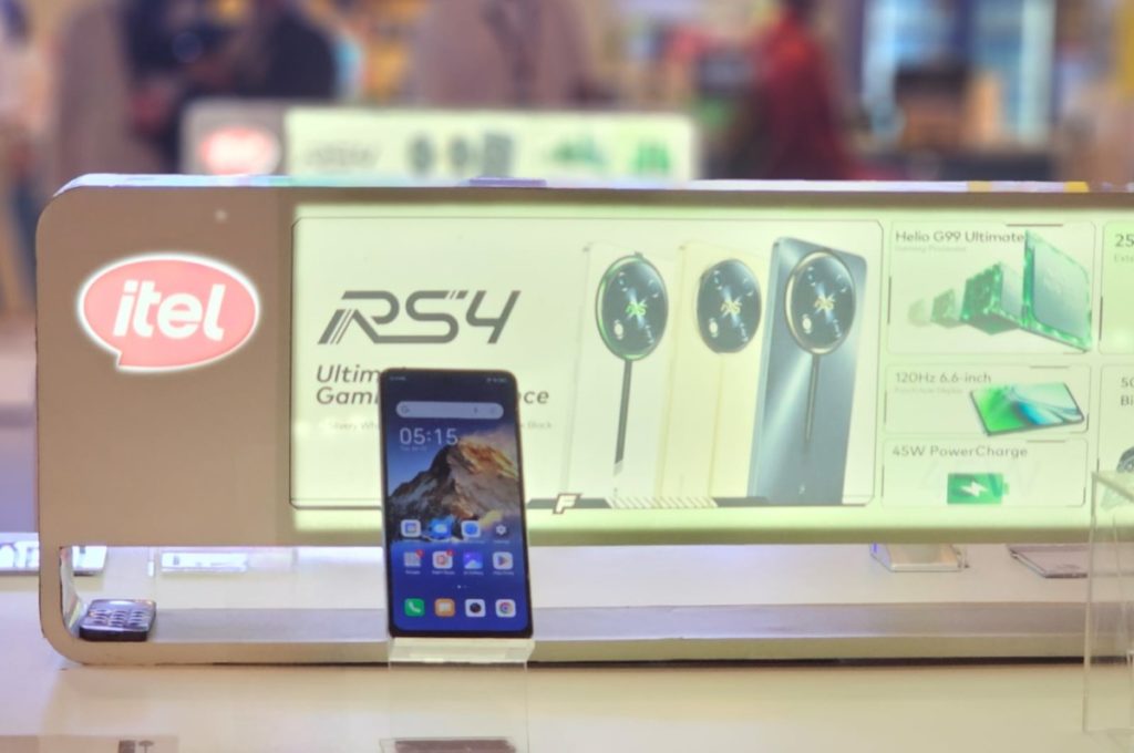 itel RS4 Hp Gaming Harga Sejutaan Spek Gahar, Gandeng FreeFire dan Evos