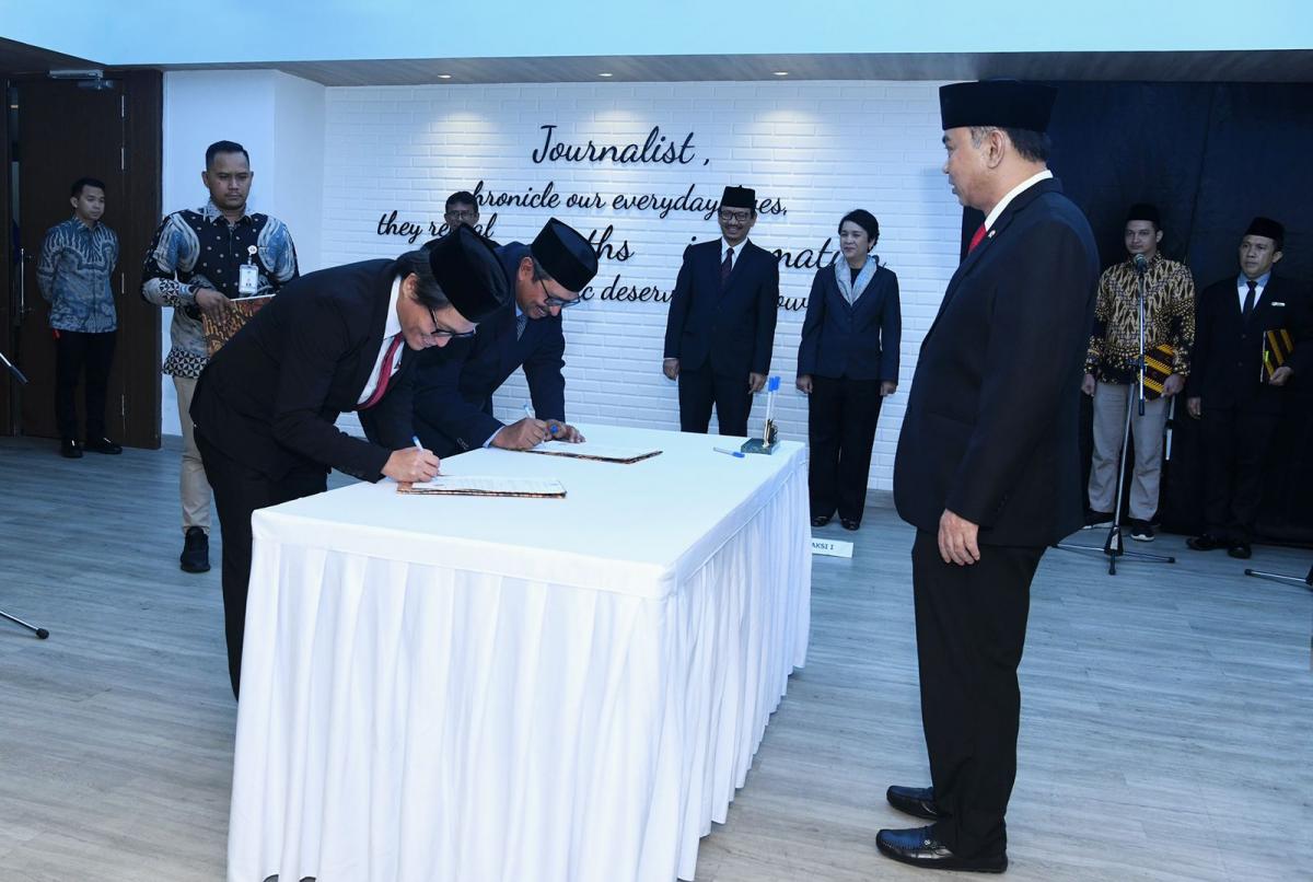 Hokky Situngkir Officially Inaugurated as Director General of Aptika ...