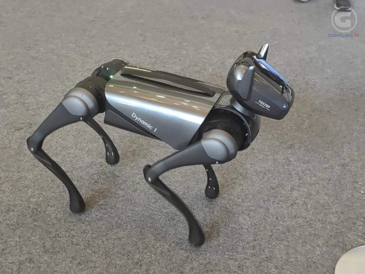 TECNO Dynamic 1, Robot Anjing Pintar Dibekali Teknologi AI - Gizmologi.id