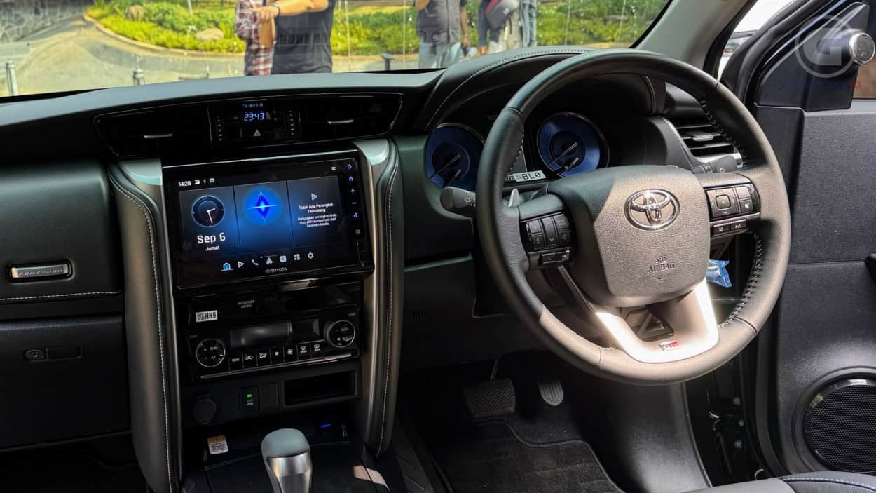 Toyota Fortuner Terbaru Hadir dengan Teknologi T Intouch, Bisa ...