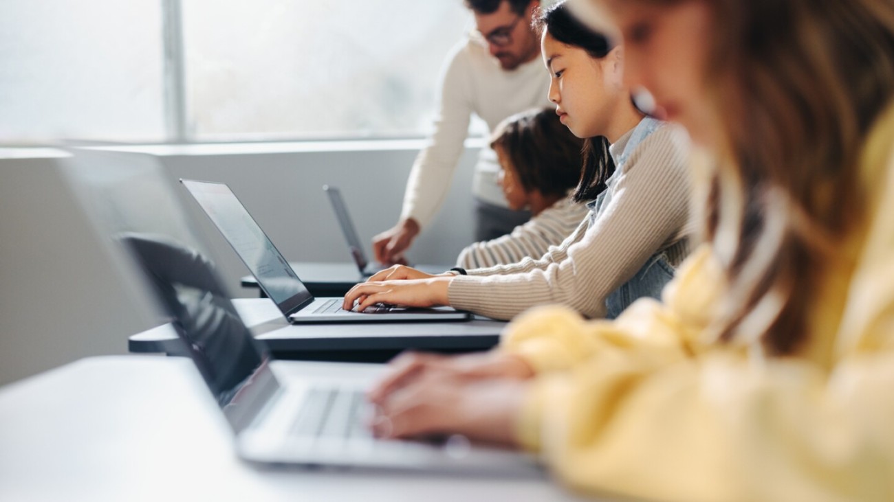 Mafindo Launches 16 Free Modules for Students, Increases Digital ...